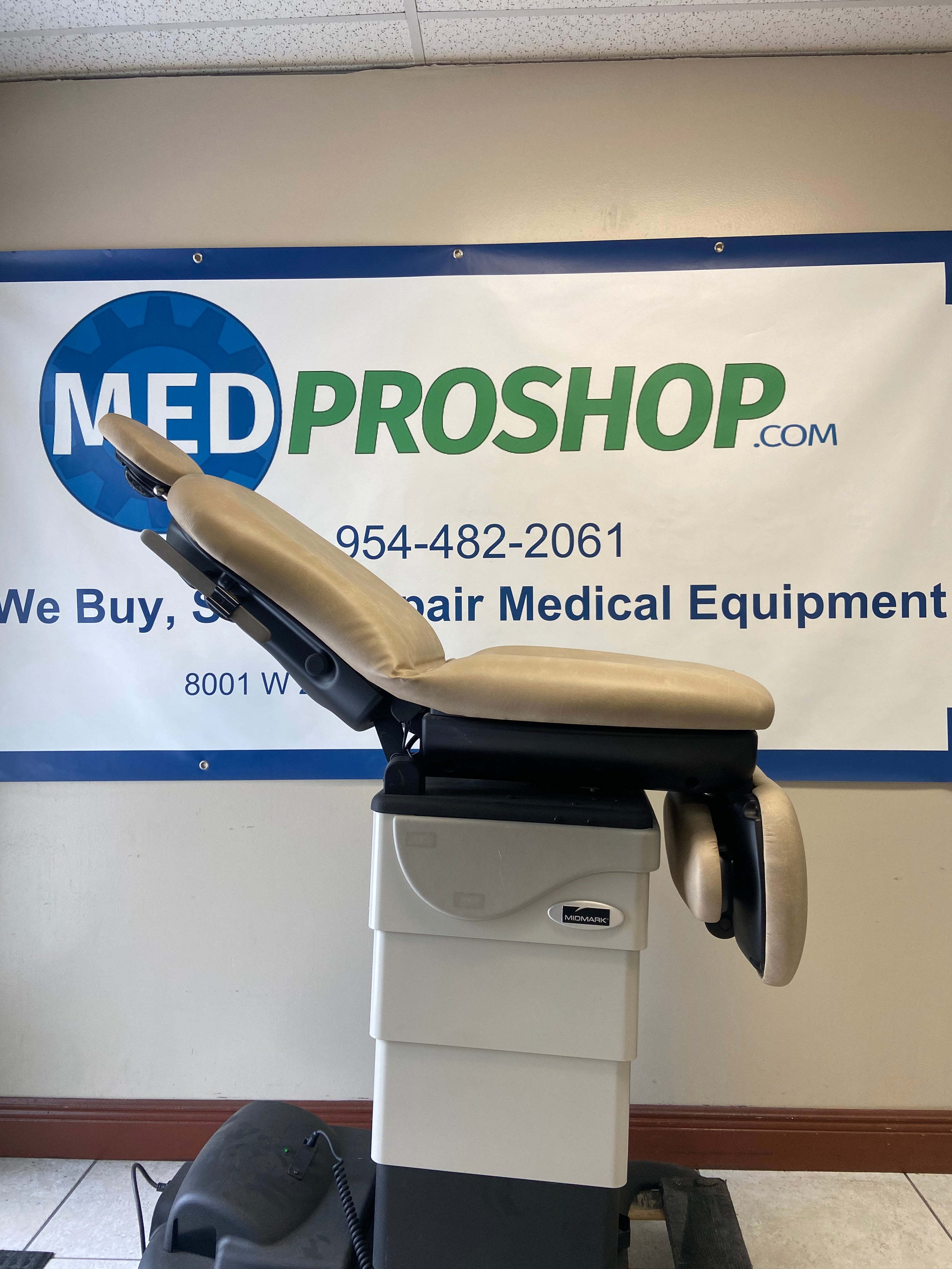 MIDMARK 641 PROCEDURE CHAIR | MEDPROSHOP
