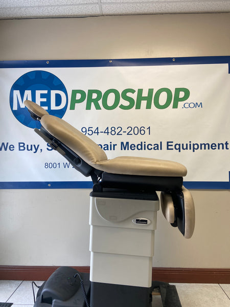 MIDMARK 641 PROCEDURE CHAIR – MedProShop